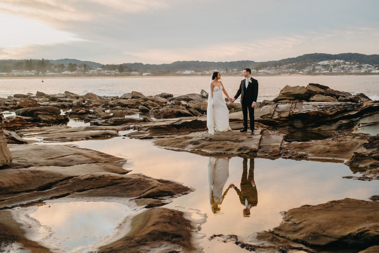 High school sweethearts: Julia and Luke's picturesque Autumn wedding ...